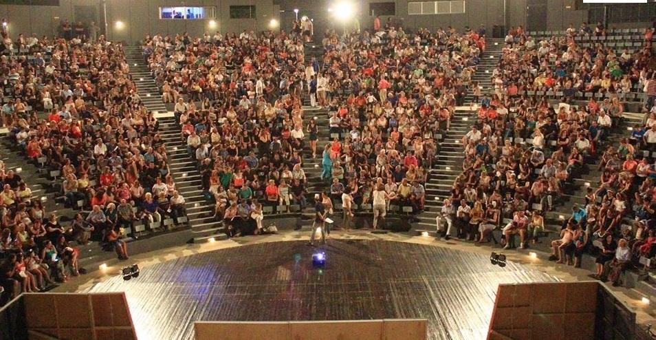 Έρχεται στο Παττίχειο Αμφιθέατρο Λάρνακας η νέα κωμωδία “Γαμπροί για ...