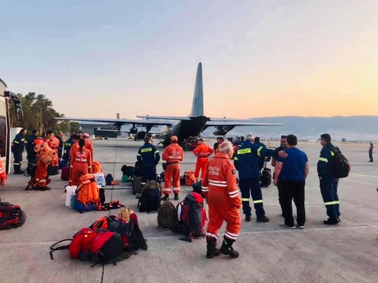 Yποδέχθηκαν στη Λάρνακα την κυπριακή αποστολή στις πυρκαγιές στην ...
