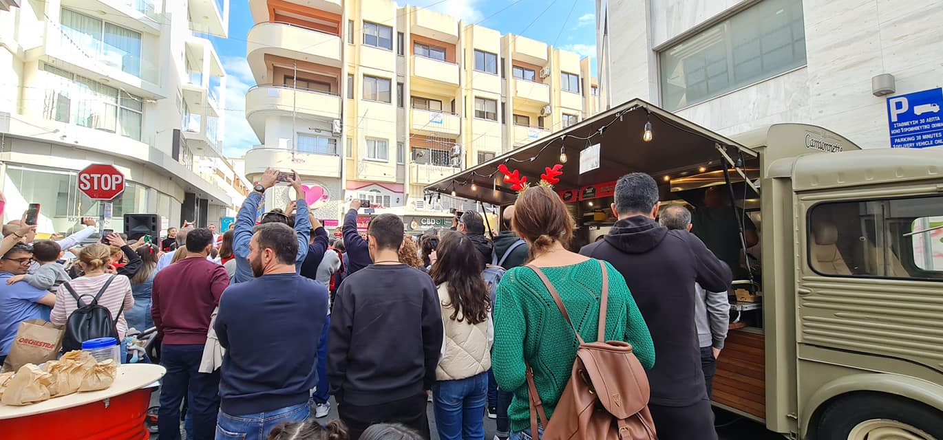 Κοσμοσυρροή στο κέντρο της πολης το Σάββατο από τα "Χριστούγεννα αγάπης ...