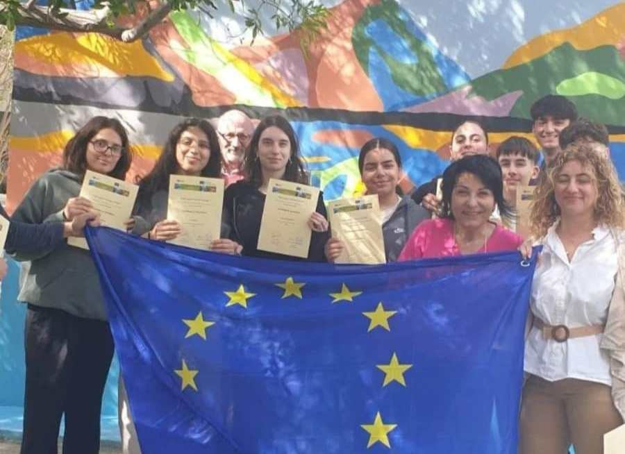 Με μεγαλη επιτυχία πραγματοποιήθηκε η Παρουσίαση της βιβλιοθήκης “Τάσος ...