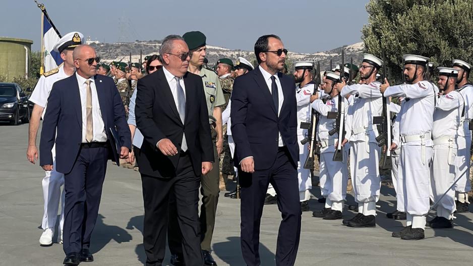ΠτΔ για Μαρί: Η θυσία των 13 οδοδείκτης για να μην ξανά δούμε τέτοιες ...