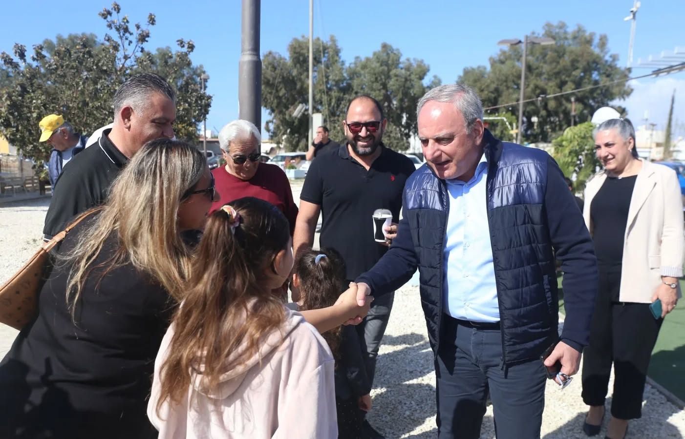 Περιοδεία Γ.Γ. Κ.Ε ΑΚΕΛ στο συμπλεγμα Κοινοτήτων Δεκέλειας - City Of ...