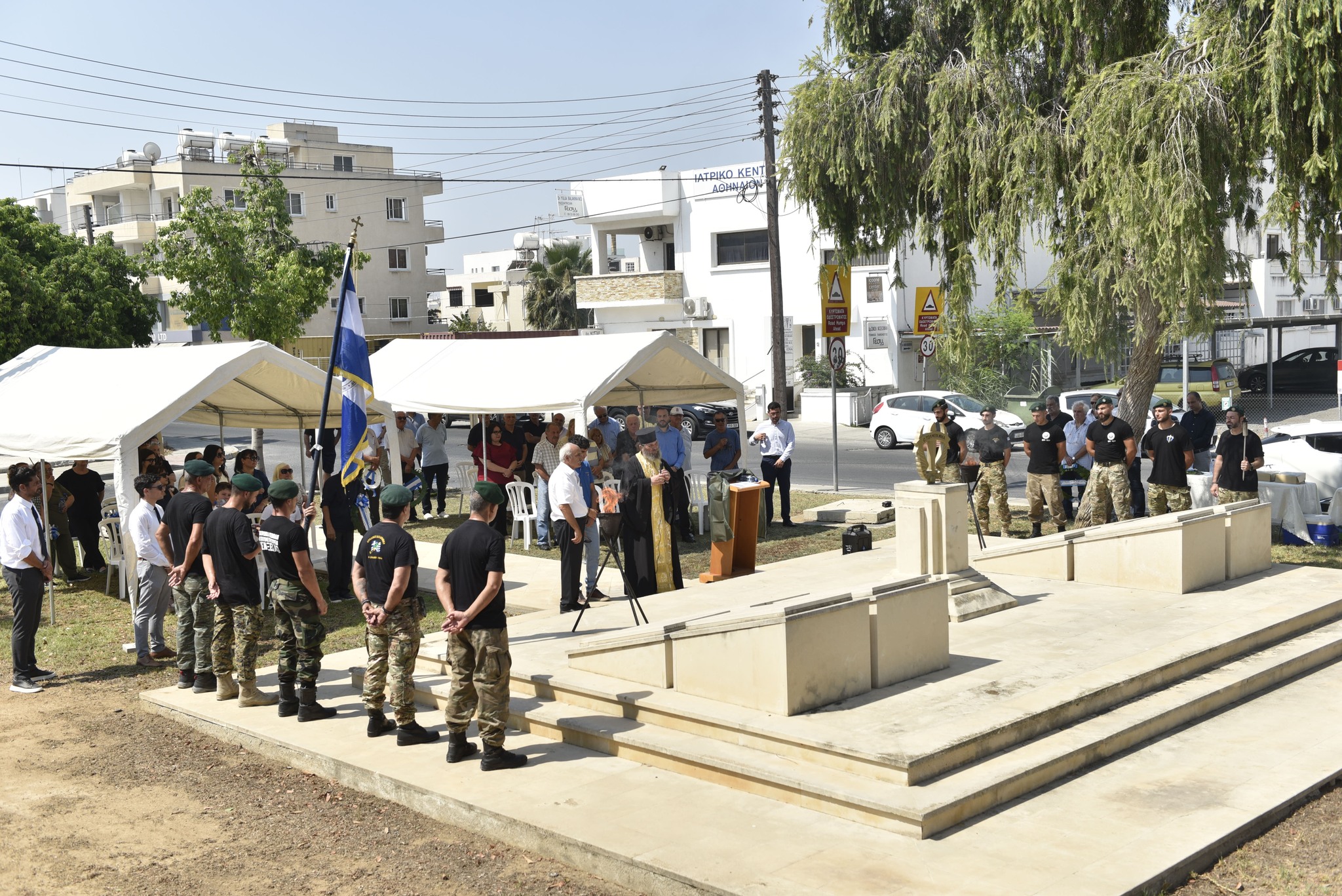 Οι έφεδροι Καταδρομείς της Λάρνακας τίμησαν του Πεσόντες και ...